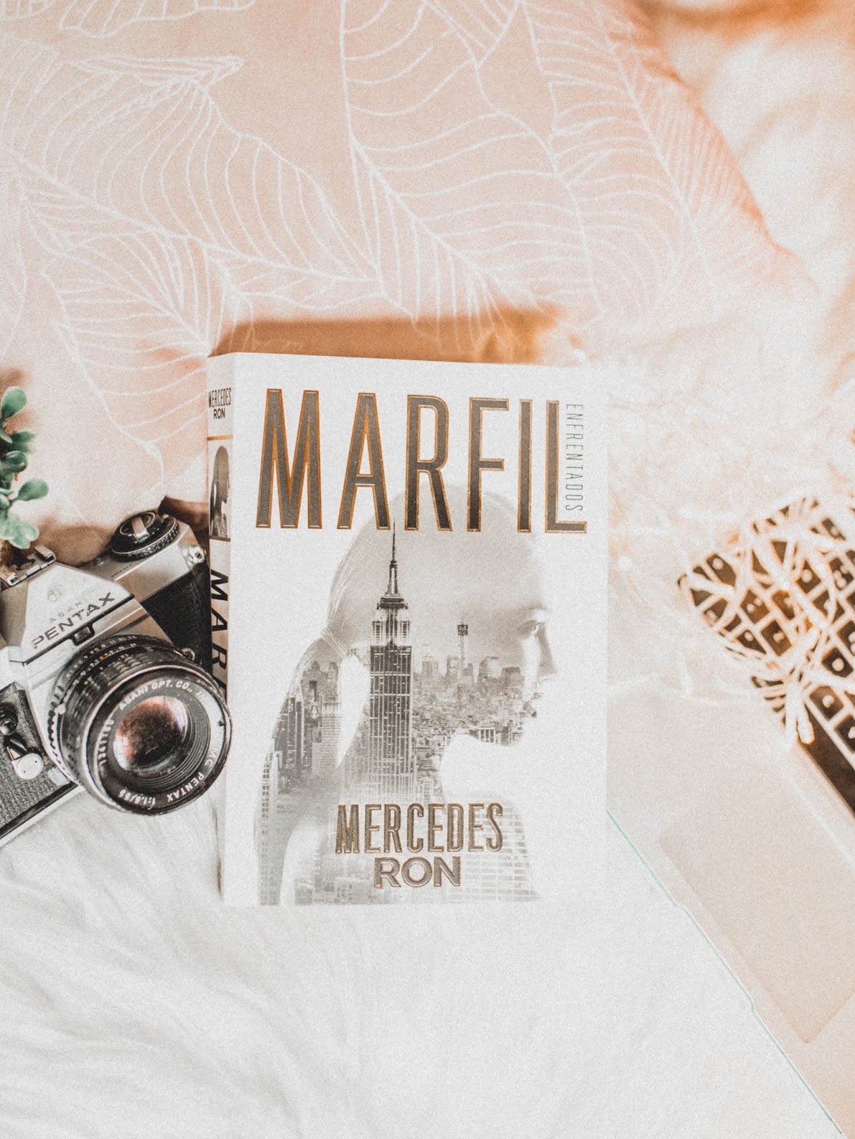 Reseña #26 // Marfil - Kailani's books