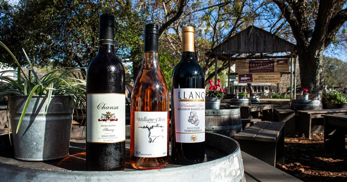 Gruene Historic District: Classic Peeps Need Classy Drinks