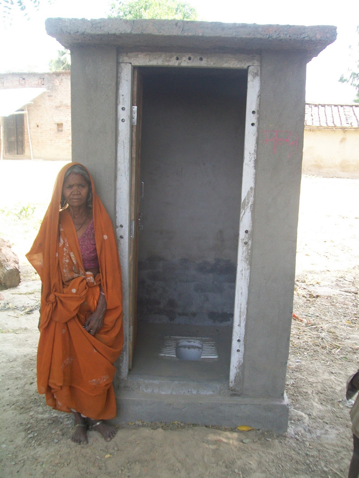 Nirmal Bharat Abhiyan Azamgarh: PROGRESS SAUCHALAY PEPORT KASBA SARAI ...