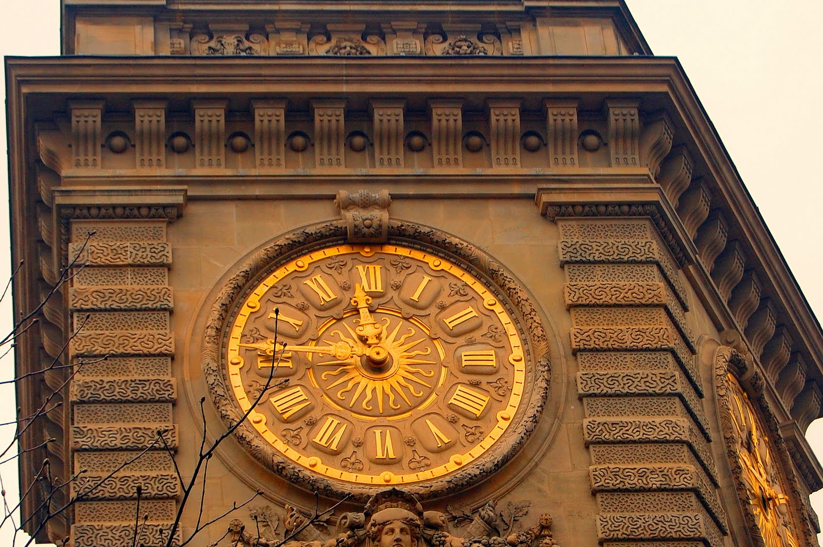 Lynda of Lakeland: Clocks of Paris