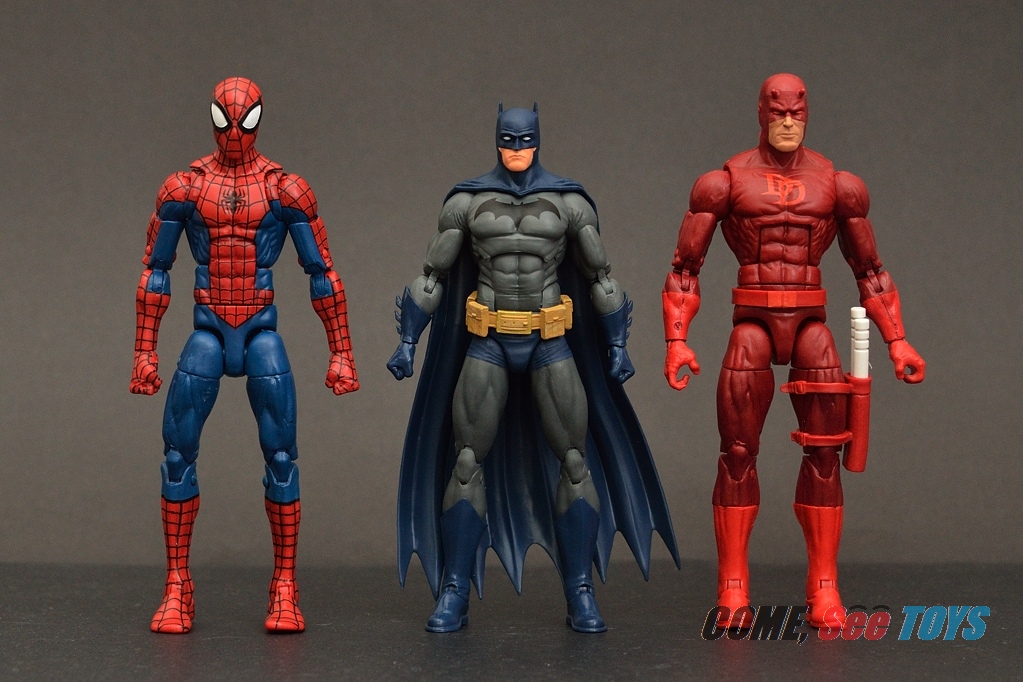 Does the DC Icons line pair well with Marvel Legends? : r/ActionFigures