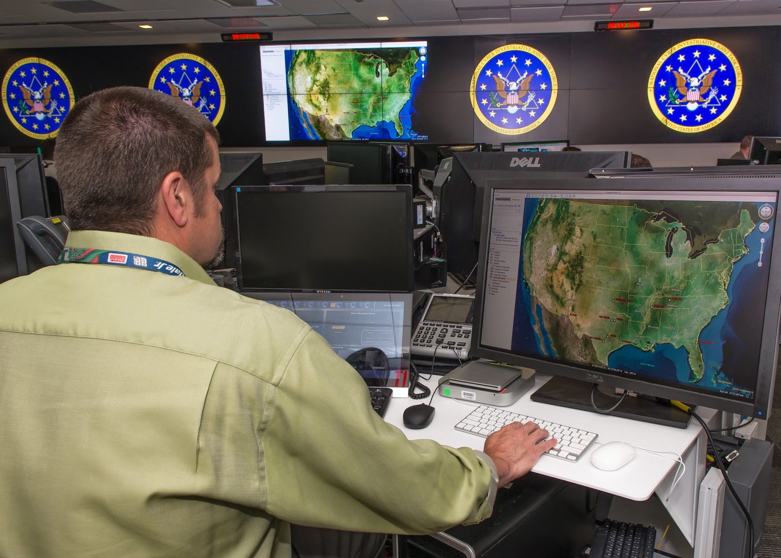 Paul Davis On Crime: British Prime Minister And FBI Director Met To ...