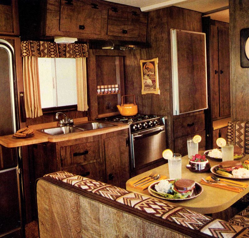 35 Cool Photos Show Interior of 1970s RVs and Motorhomes ~ Vintage Everyday