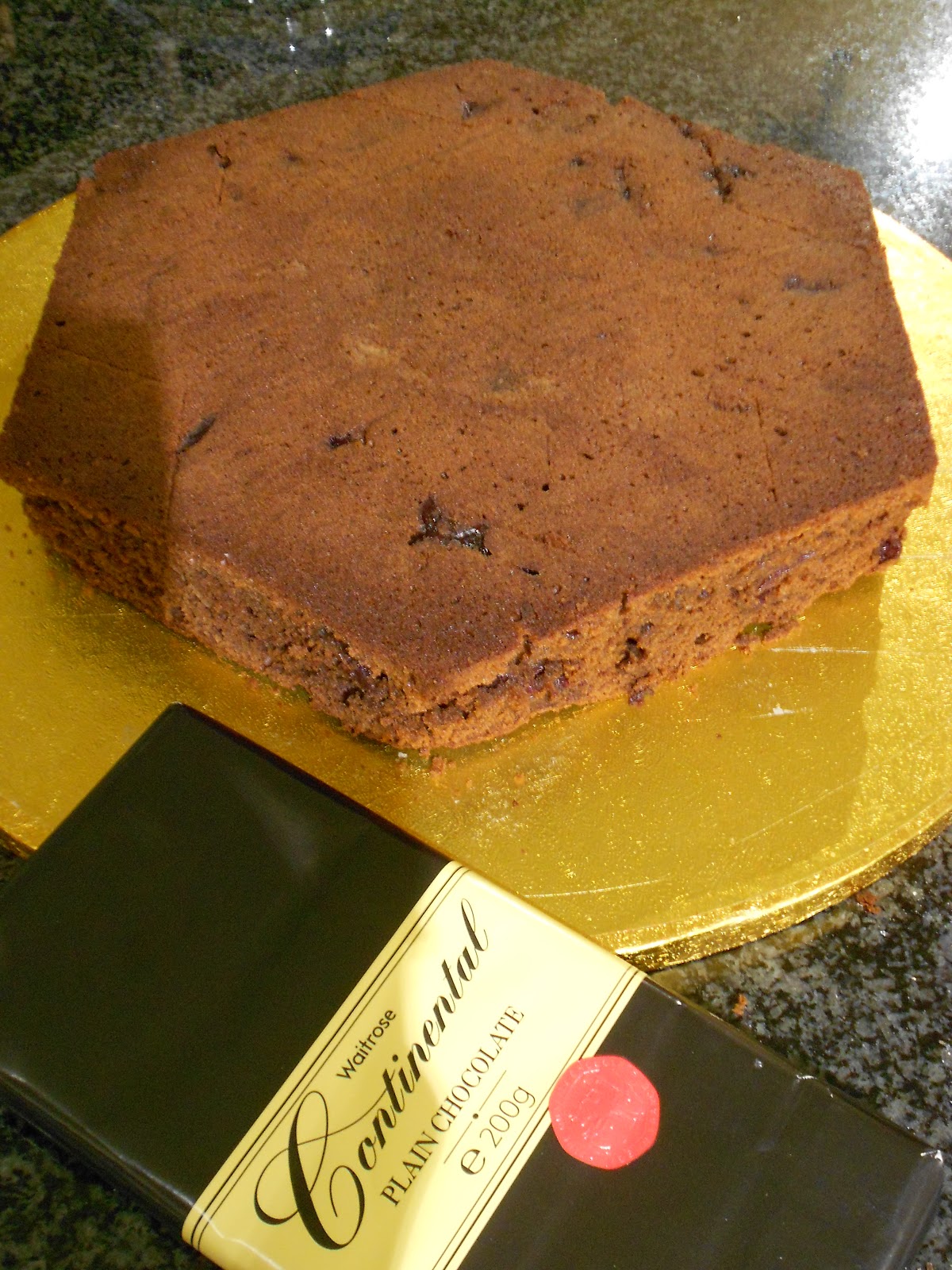 simple things to make and do: League Of Legends Nexus Cake