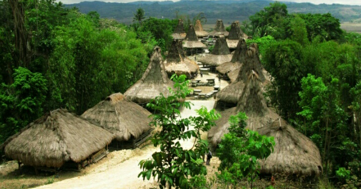 Daya Tarik Kampung Adat Praijing Sumba Unik dan Indah