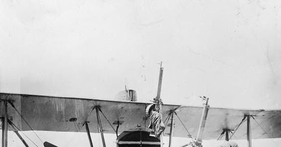 daily timewaster: One rickety flying machine