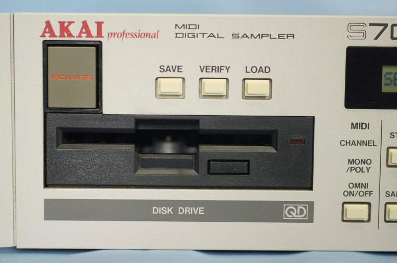 MATRIXSYNTH: Akai S700 Classic 12 bit sampler (upgraded version of Akai S612)