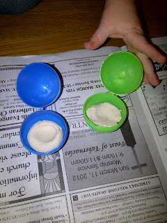 Crafts for Kids: Easter Wobble Eggs