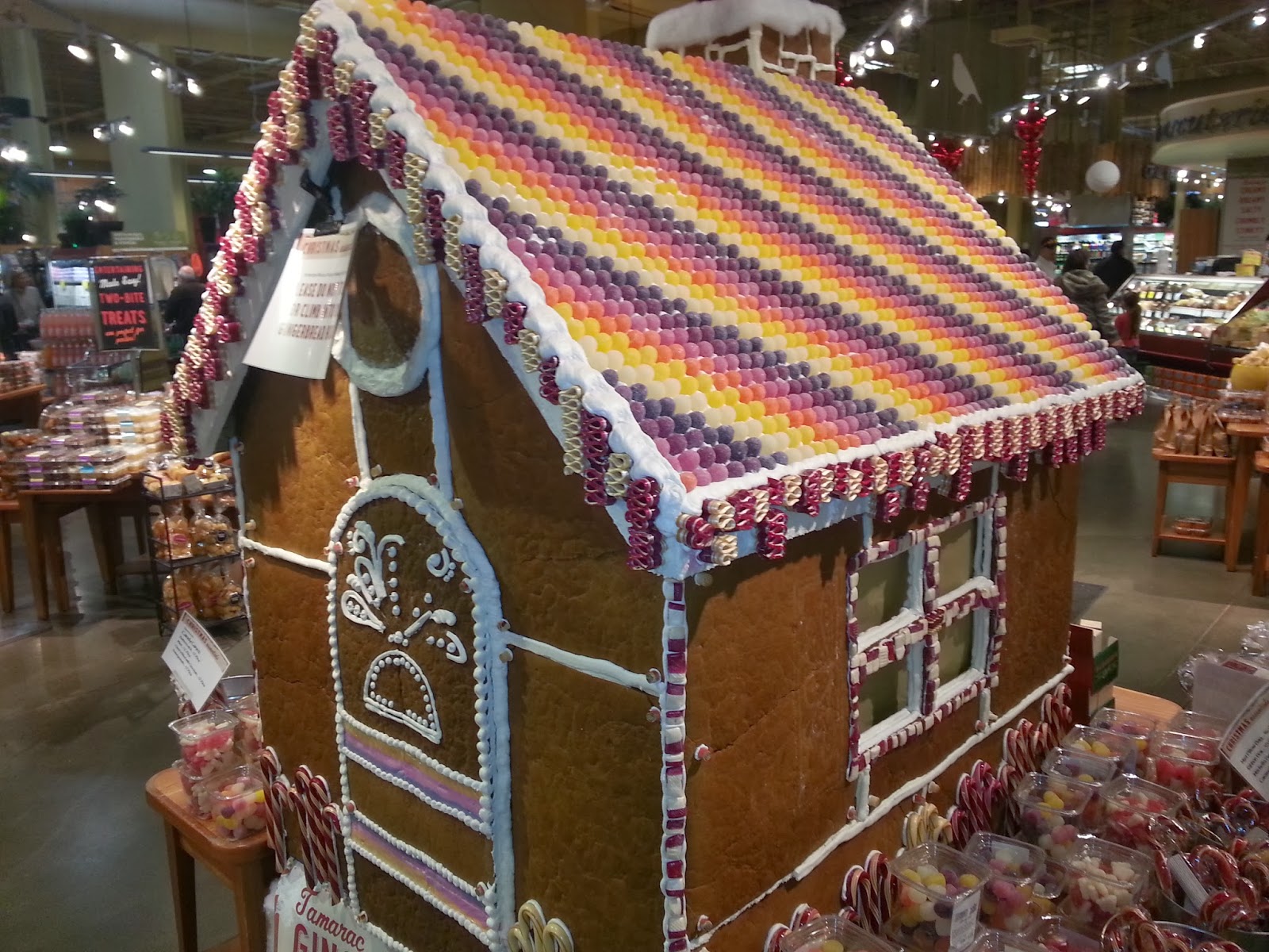 1000+ images about Gingerbread House GIANT on Pinterest | Post office ...