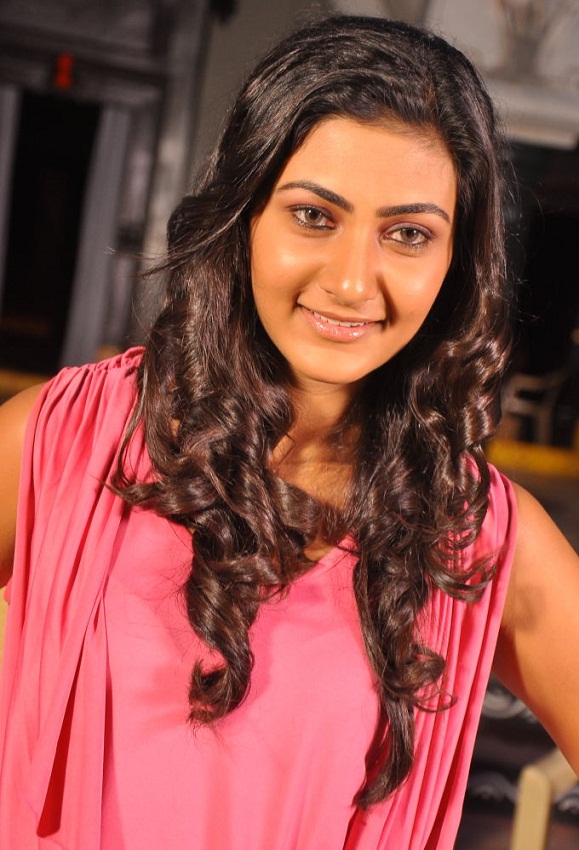 Neelam Upadhyay Latest Photo Gallery | 123cinegallery