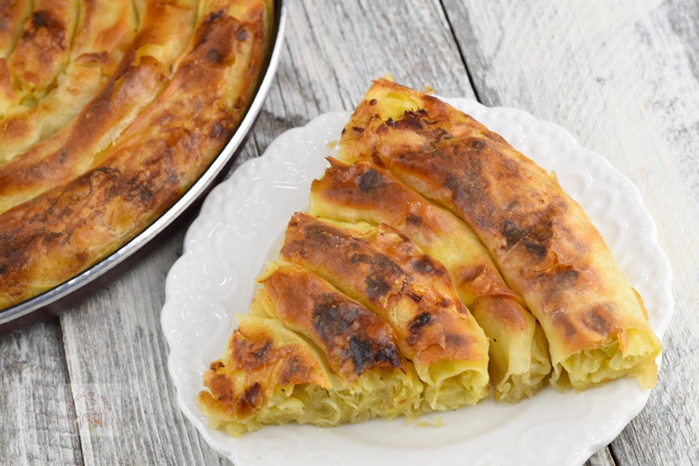 Placinta cu branza si praz - CAIETUL CU RETETE