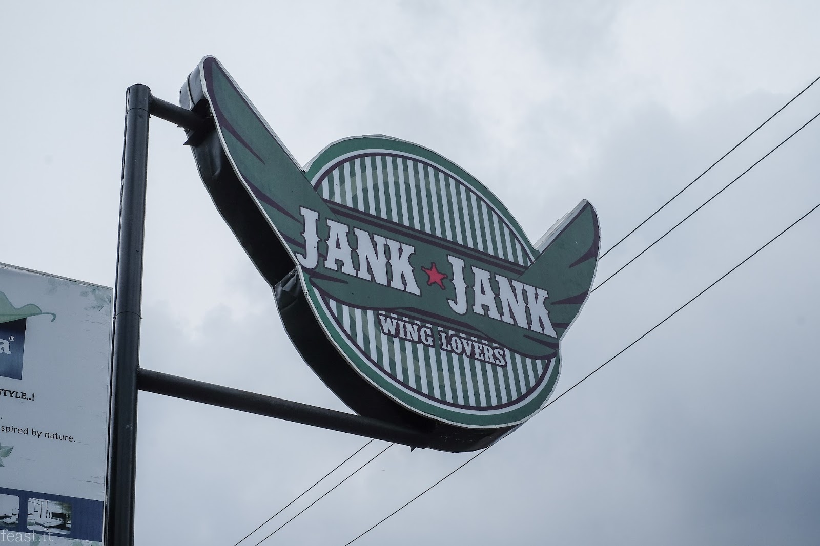 Feast.it - Indonesia Food and travel blogger : JANK JANK WINGS PALEMBANG