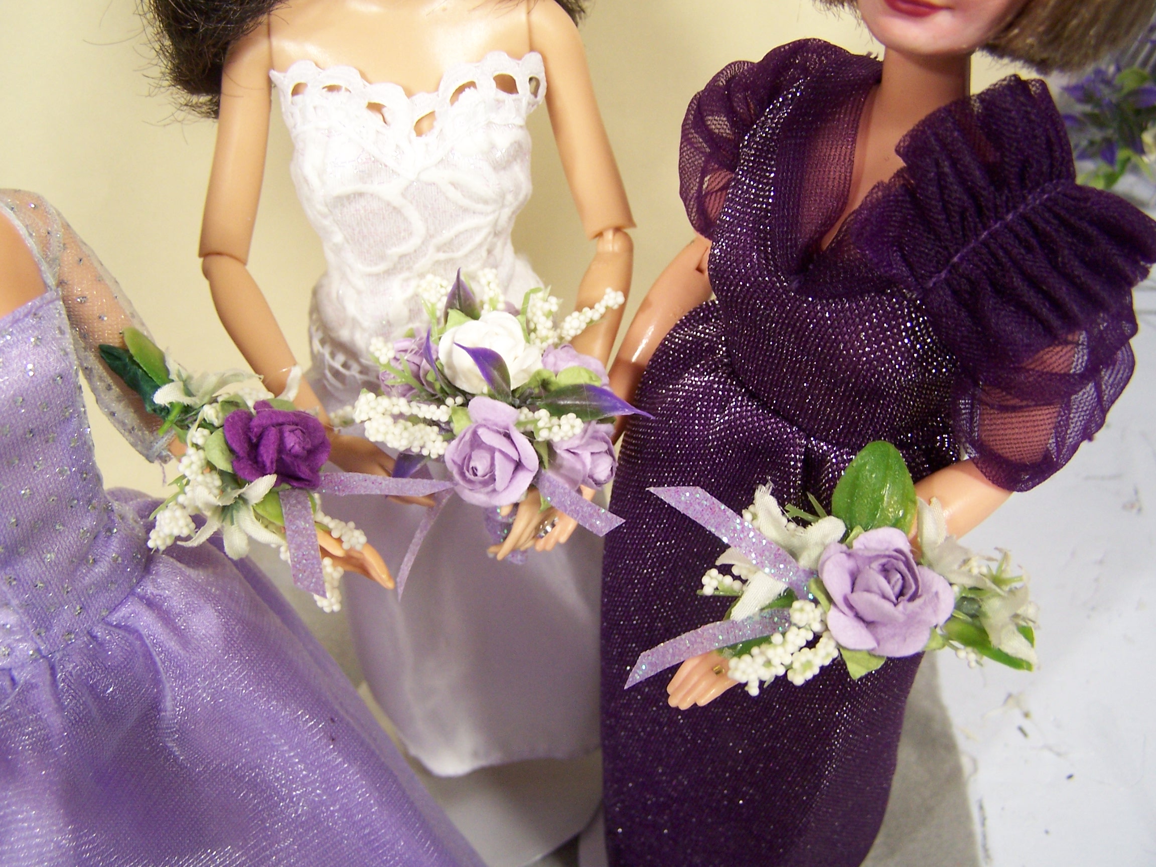 Barbie:OldNewGreenRedo : Tutorial: Wedding Flowers and props!