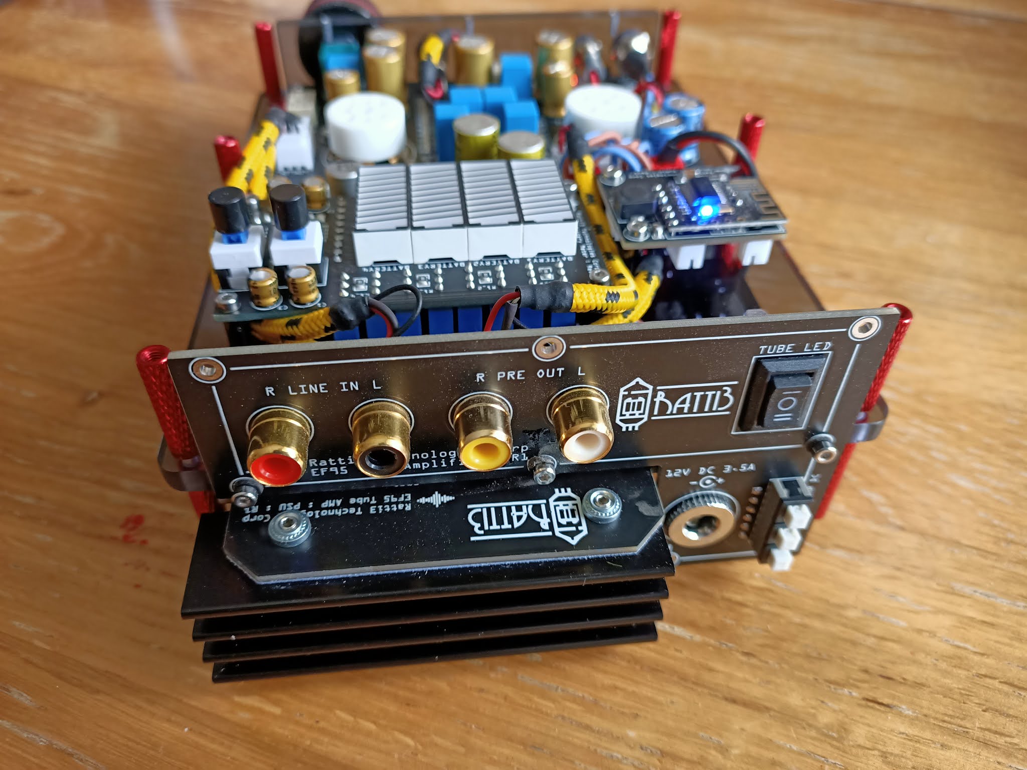 Making a Battery Operated EF95/6AK5 Hybrid Tube Amplifier