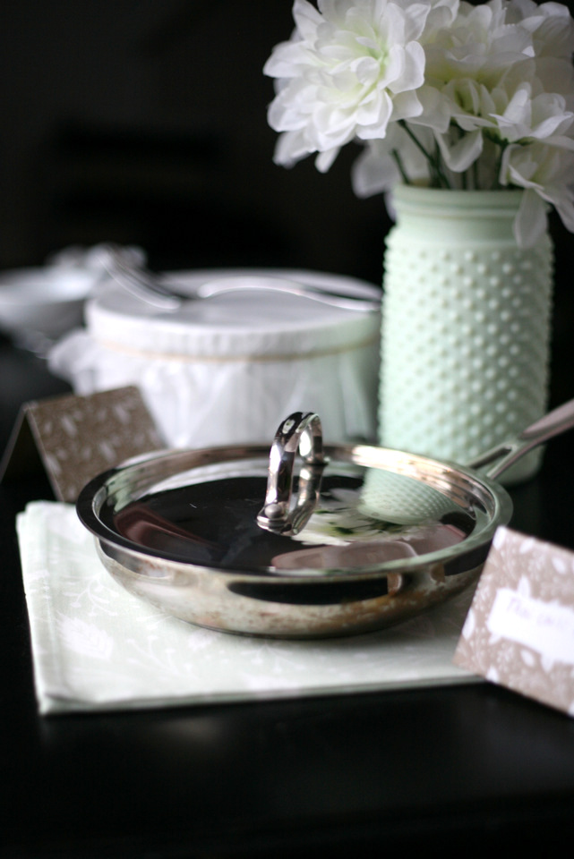 Easy holiday potluck party decor! / Create / Enjoy