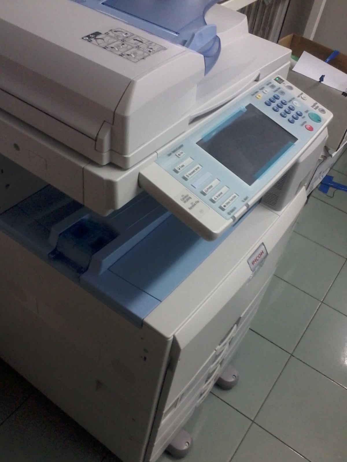 Mesin Photocopy RICOH : RICOH Photocopy Colour MPC 3502