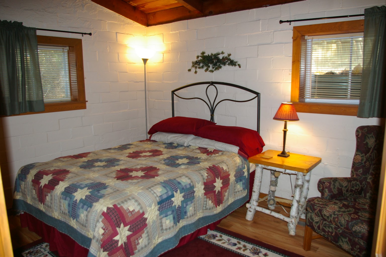 Spring Lake Cabin: Beautiful renovated lakefront cabin for sale $154,900