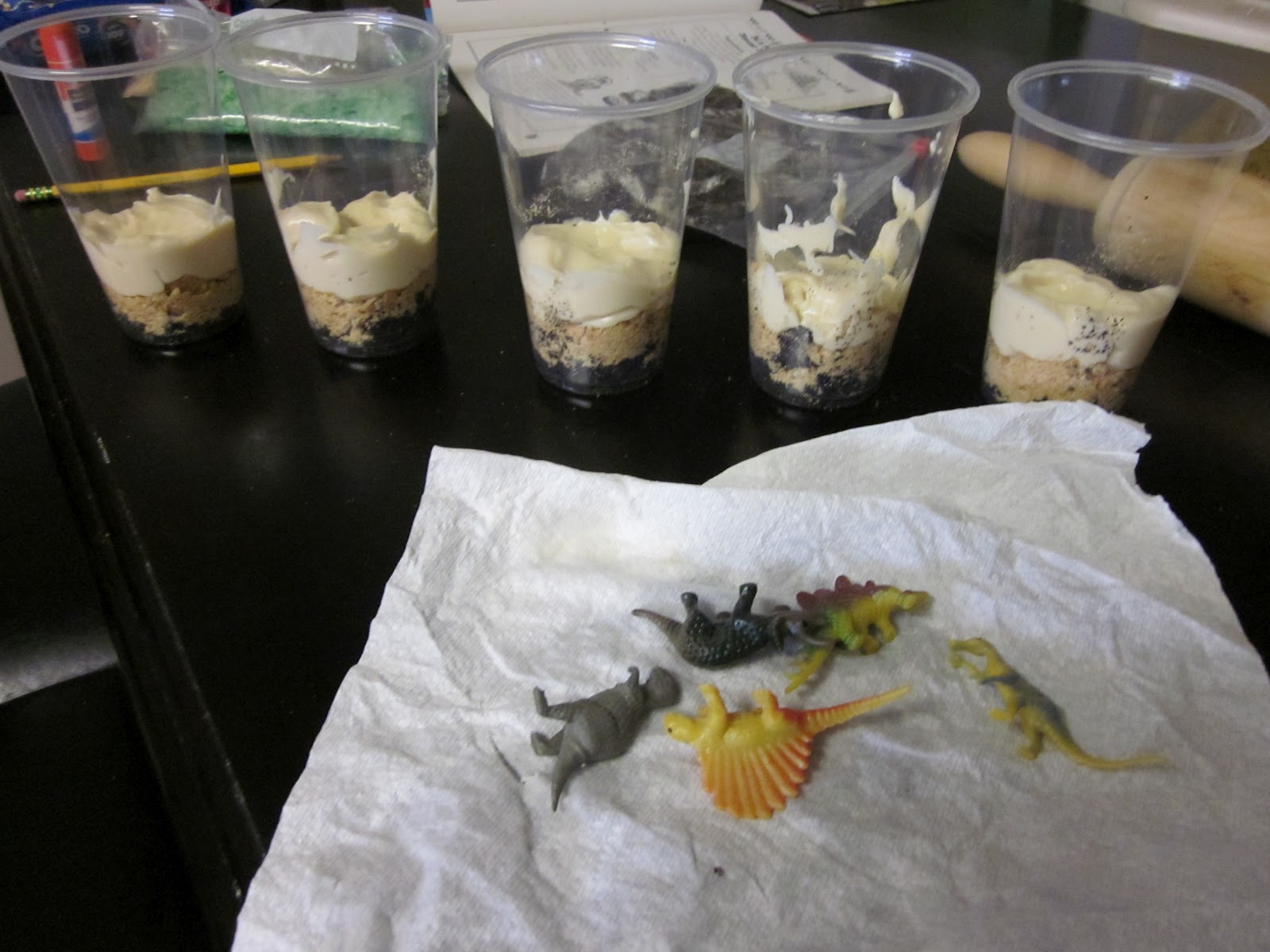 Apples 4 Bookworms: Snack: "D" is for "Dinosaur Dig"