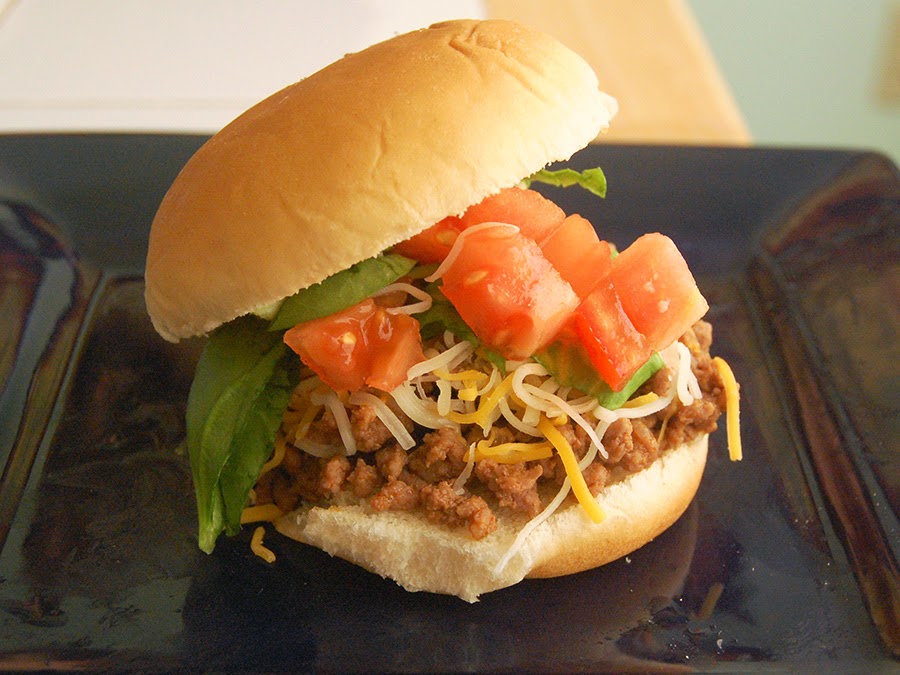 Benito's Wine Reviews: Benito vs. The Bell Beefer