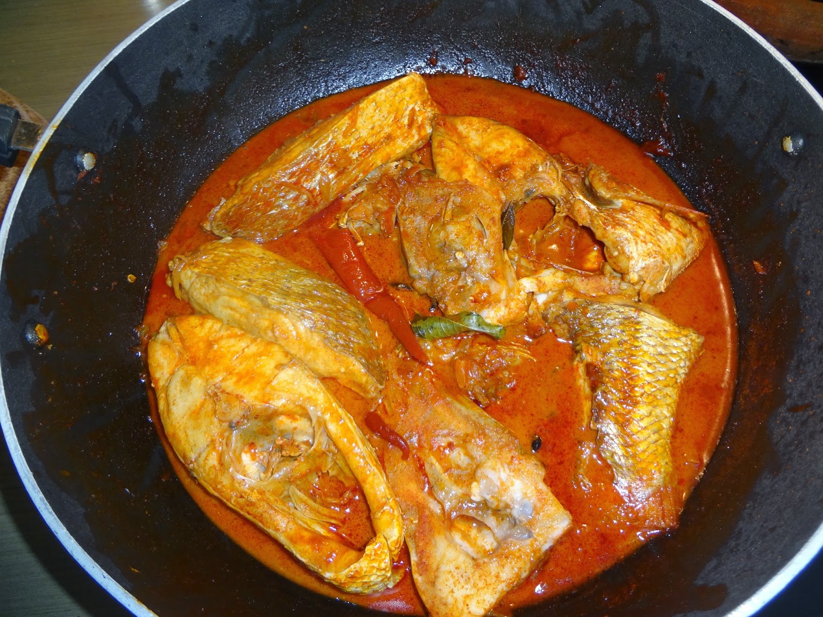 Suma's Recipes: Red snapper curry