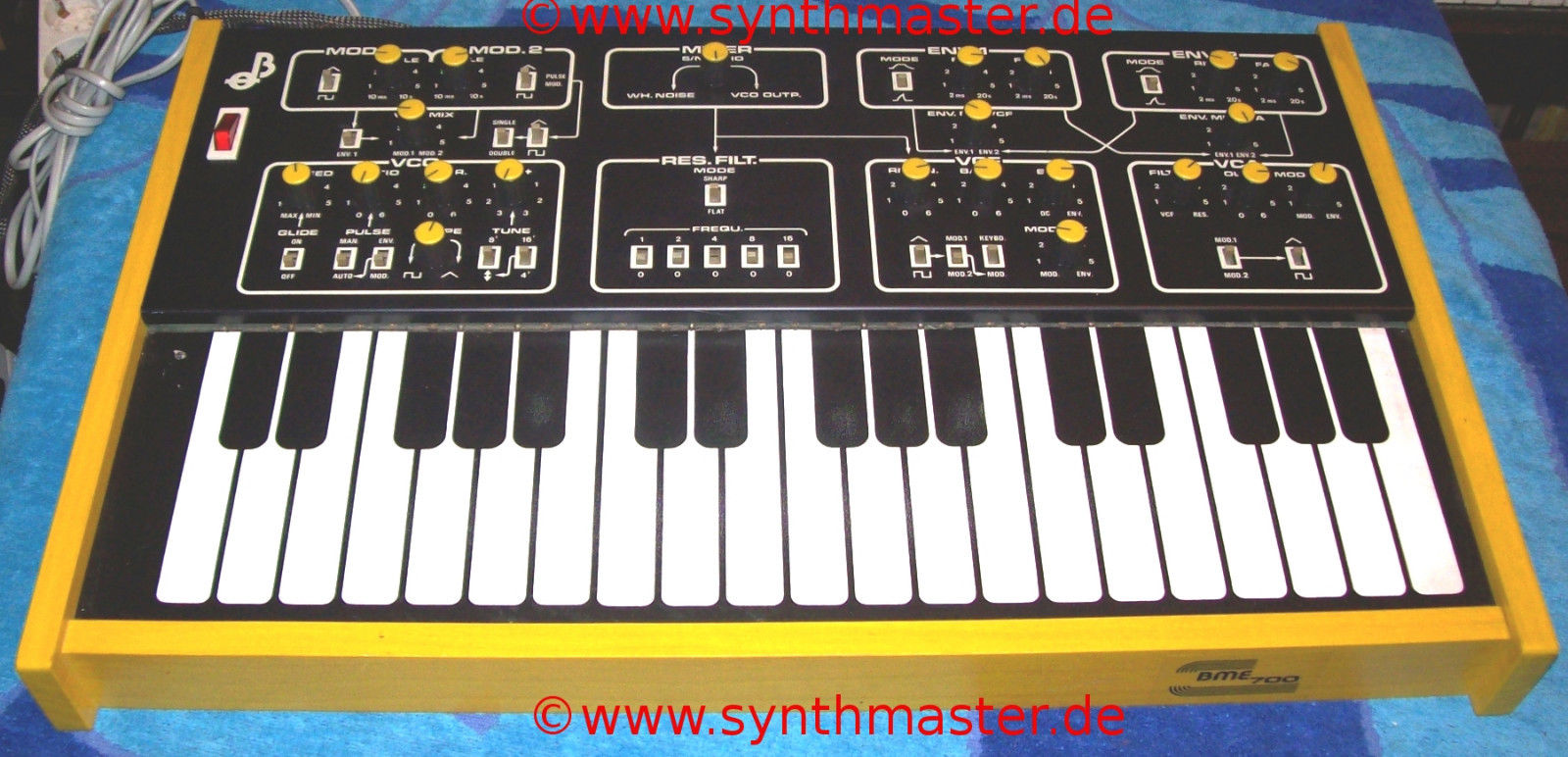 MATRIXSYNTH: Baumann BME-700 - Ultra Rare German Synthesizer from 1976