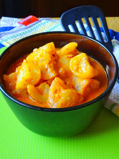 Veg Indian Cooking: Shahi Tinda Curry