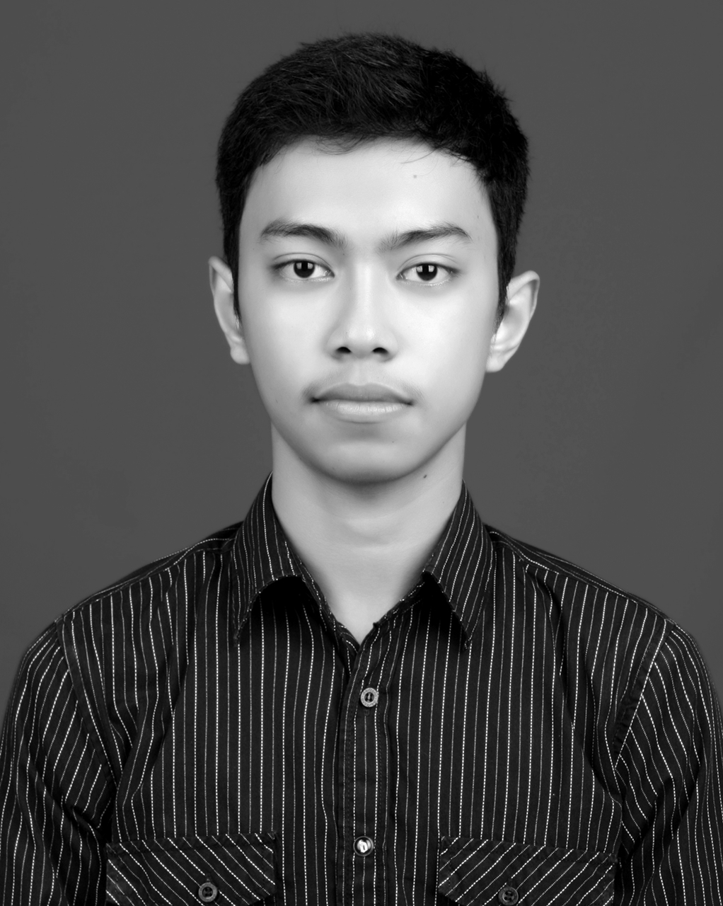 Nama lengkap : Alan Nuari