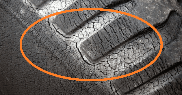 Julia Racing: Penyebab Ban Mobil Retak Samping atau Retak Rambut