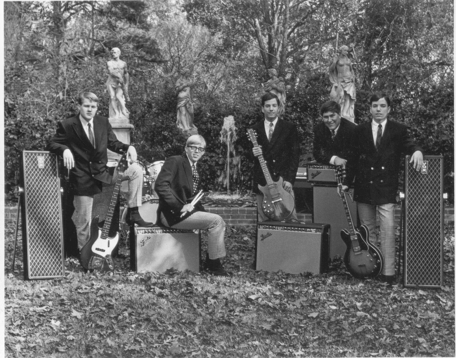 A FADED PICTURE : THE HEARD