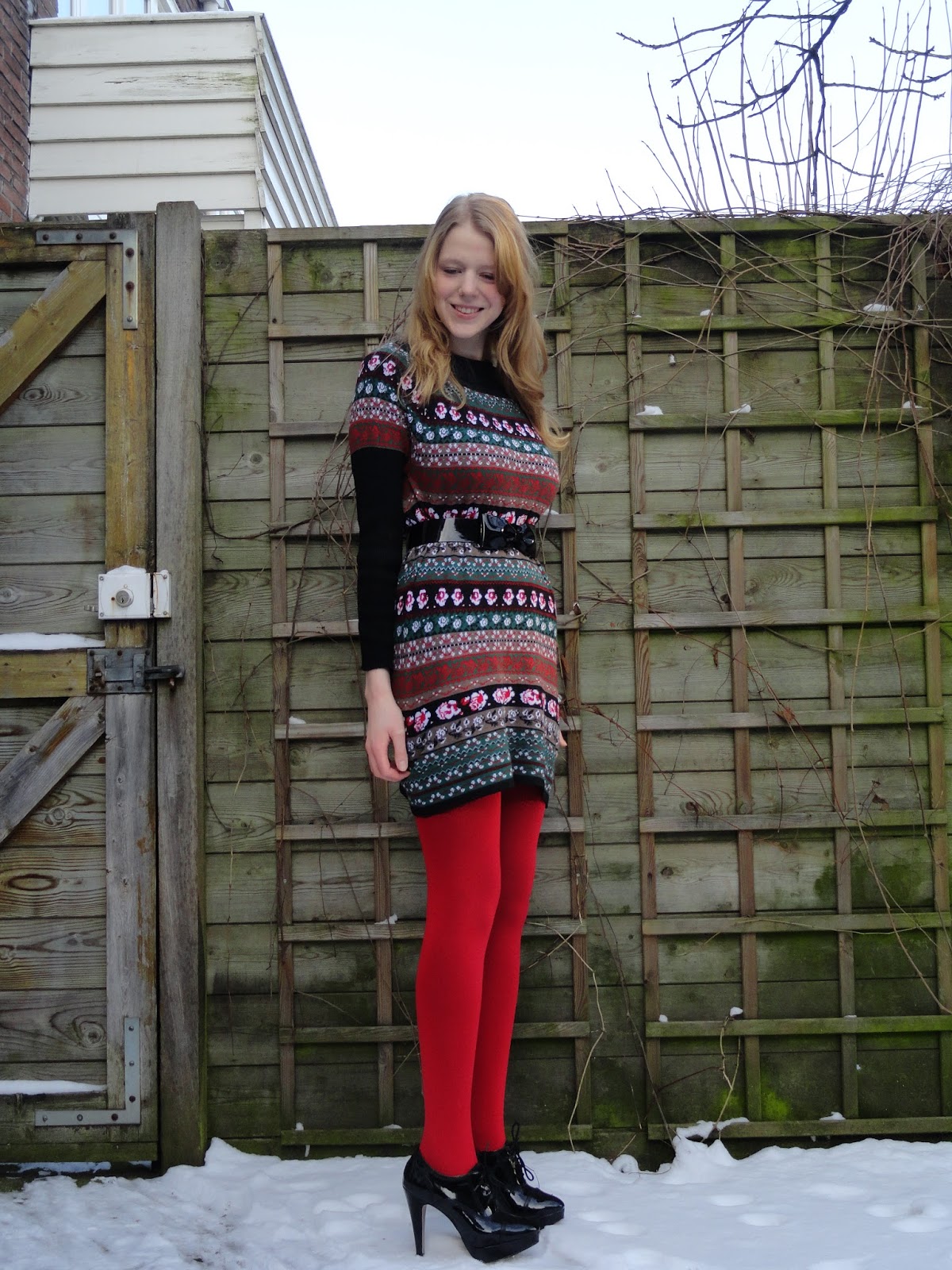 The ultimate red tights inspiration. - Fashionmylegs : The tights and ...