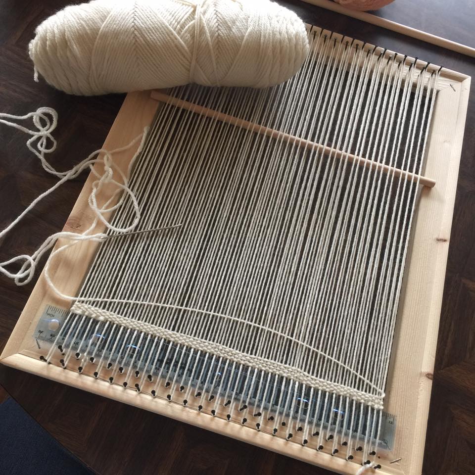 Support Blog for Moms of BOYS!: DIY Loom