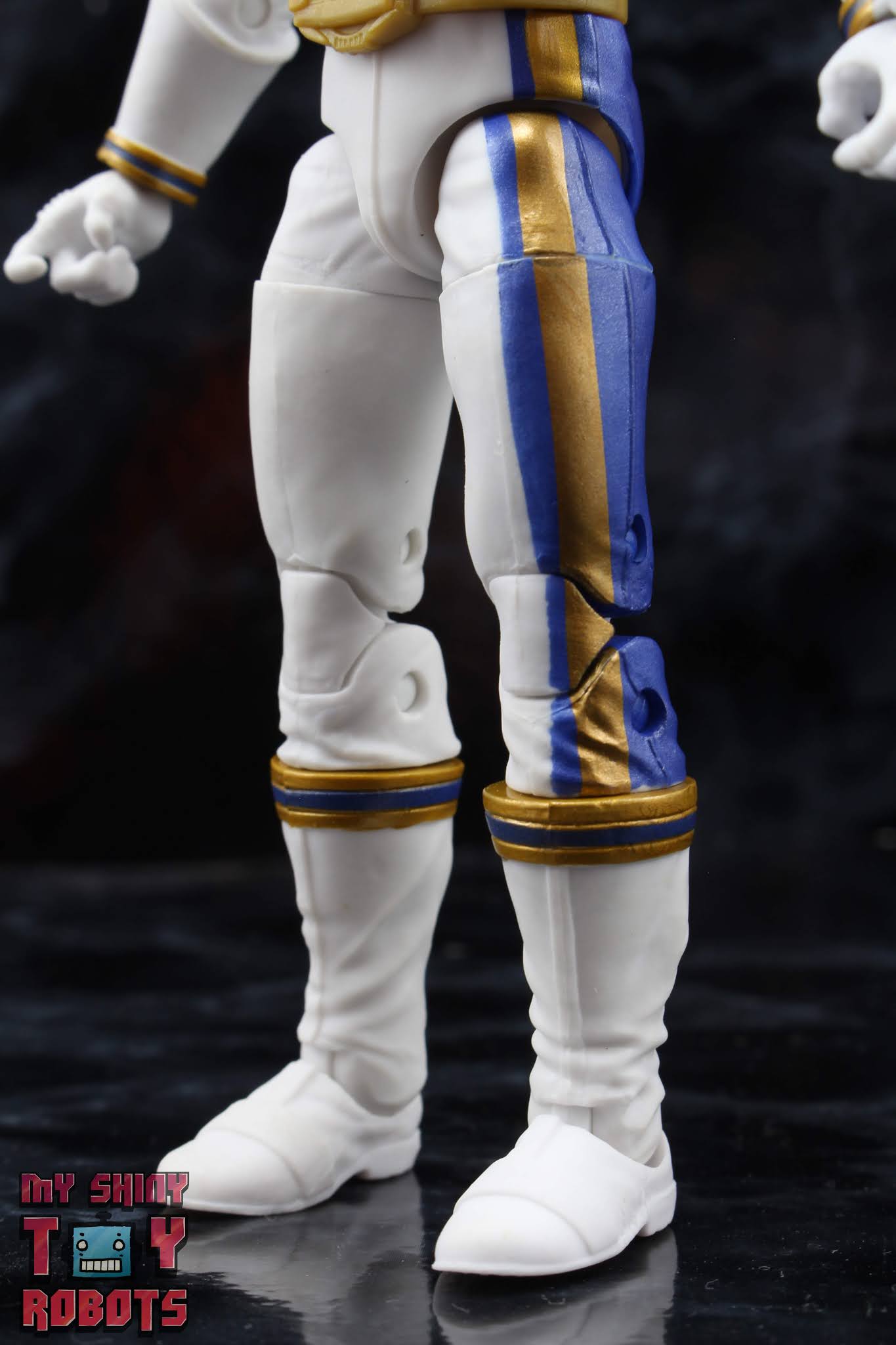 My Shiny Toy Robots: Toybox REVIEW: Power Rangers Lightning Collection ...