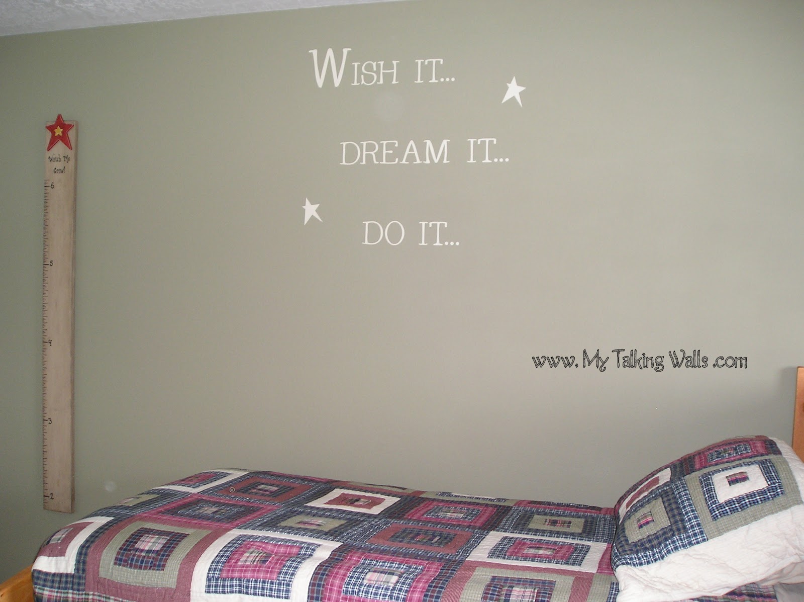 My Talking Walls: Custom Vinyl Lettering