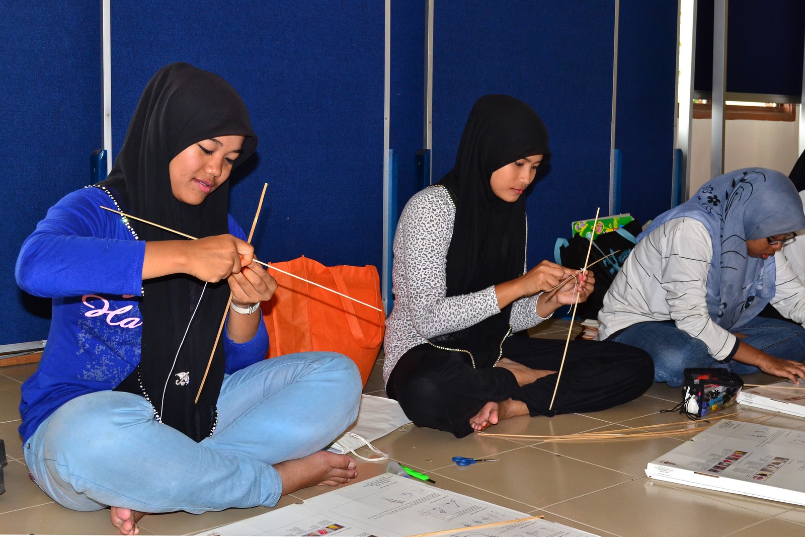 KRAFTANGAN PERLIS: PENDIDIKAN KRAF WAU BERSAMA PELATIH GURU INSTITUT ...