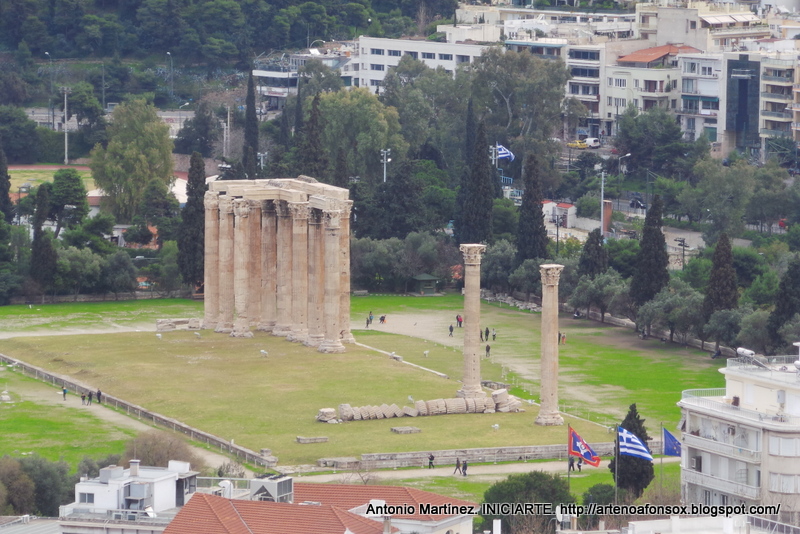 Iniciarte: O Templo de Zeus Olímpico en Atenas