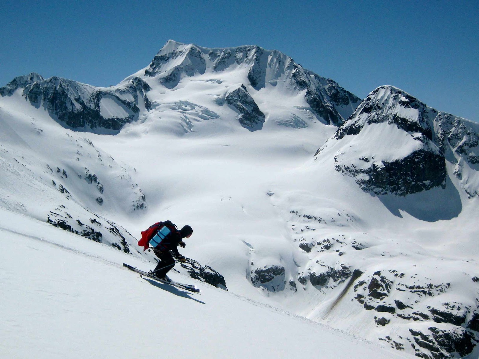 Mt Currie, Owls and Mt Weart ski expedition. | HundredGrandDan