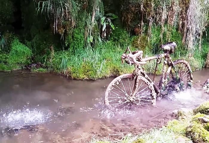 The Petrifying Well, Mother Shipton's Cave - A Well That Has Tremendous ...