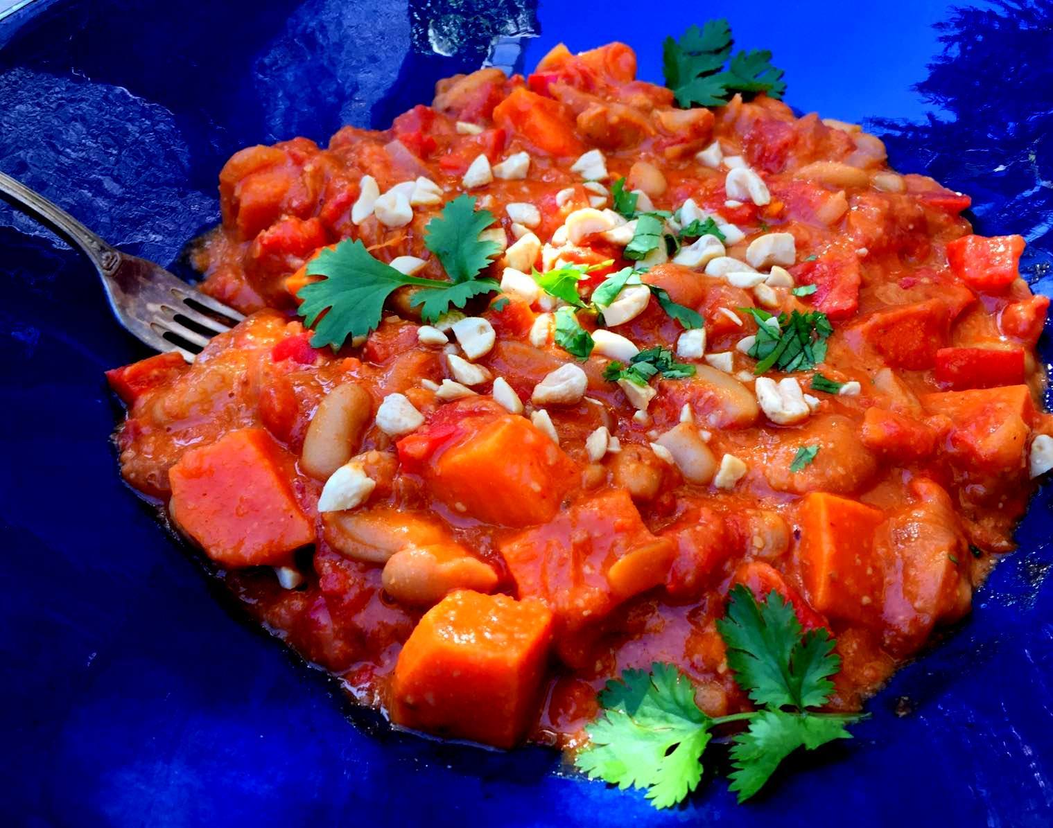 maja skorupska: Domodah, afrykański gulasz warzywny z masłem orzechowym ...