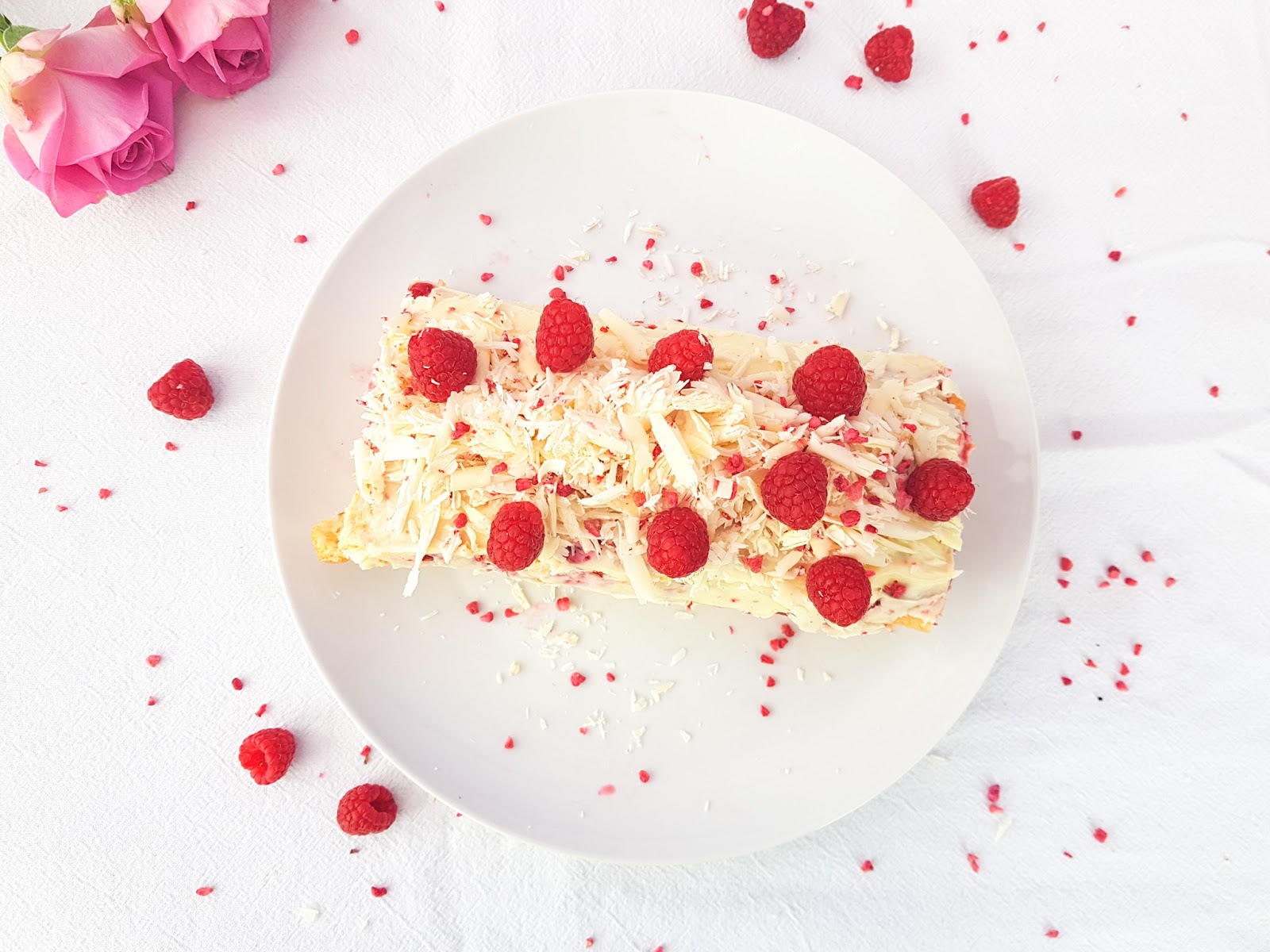 White chocolate & raspberry swiss roll
