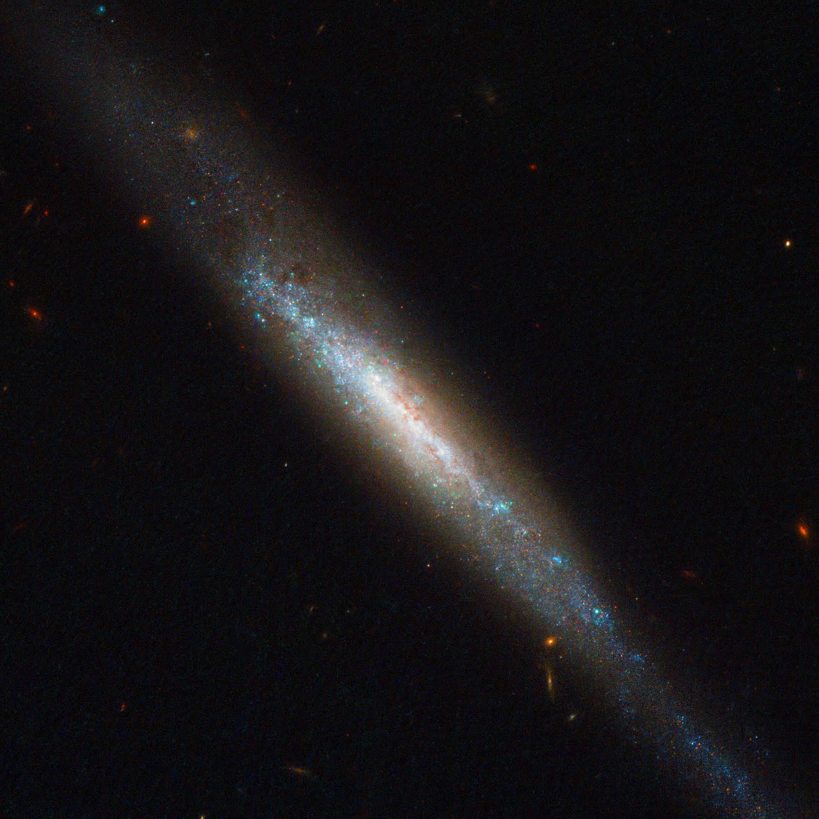 Jean-Baptiste Faure: Edge-on Spiral Galaxy IC 755 hosts Supernova ...