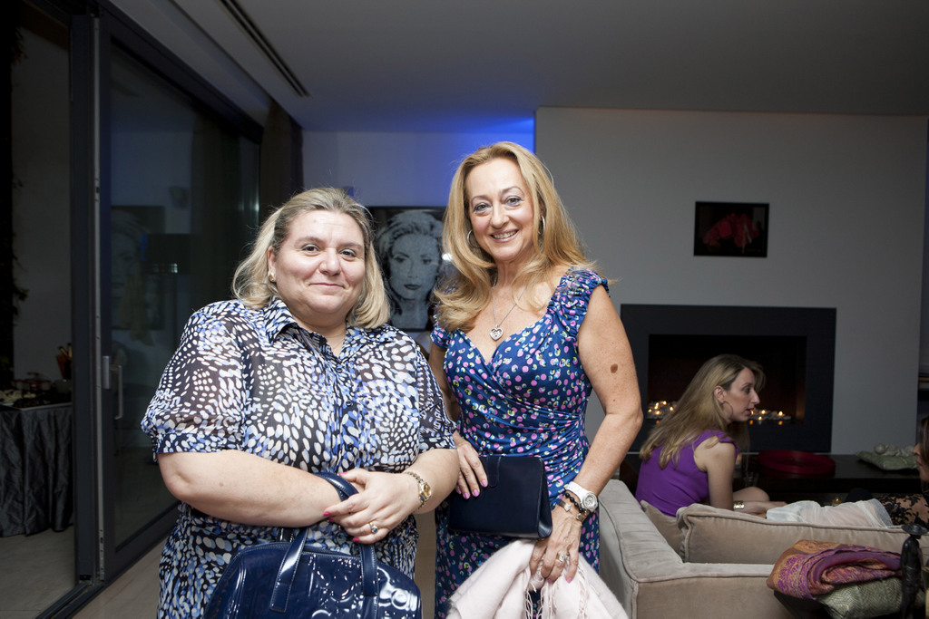 beauty lives forever: LeviniaK: Μεταξύ γυναικών
