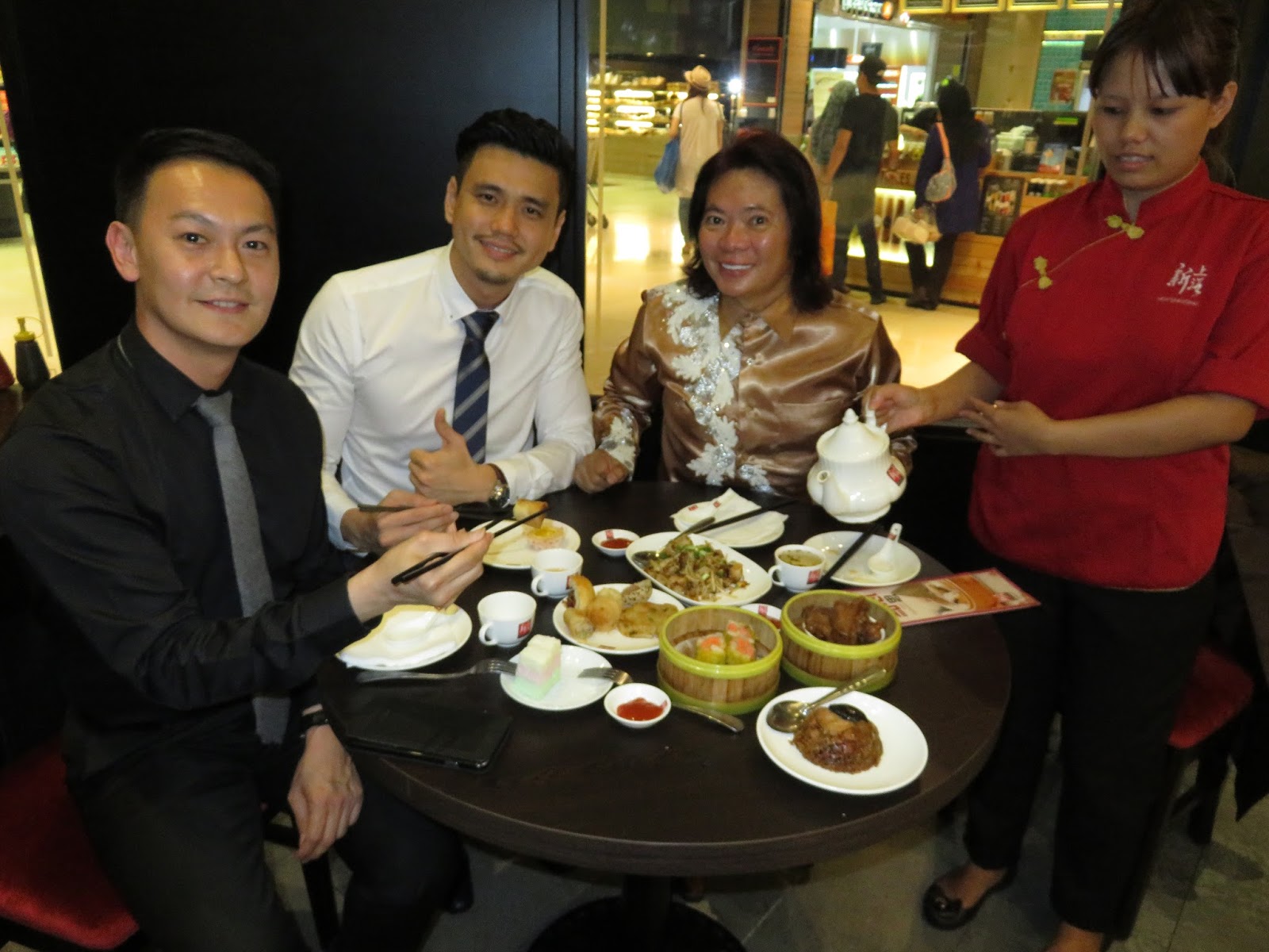 Kee Hua Chee Live!: KENNETH ANG HOSTS BIRTHDAY DIMSUM FOR DATO KEE HUA ...