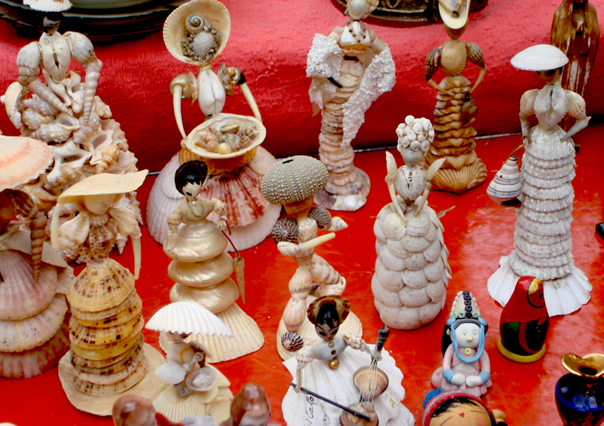 Carmi's Art: Paris Shell Ladies