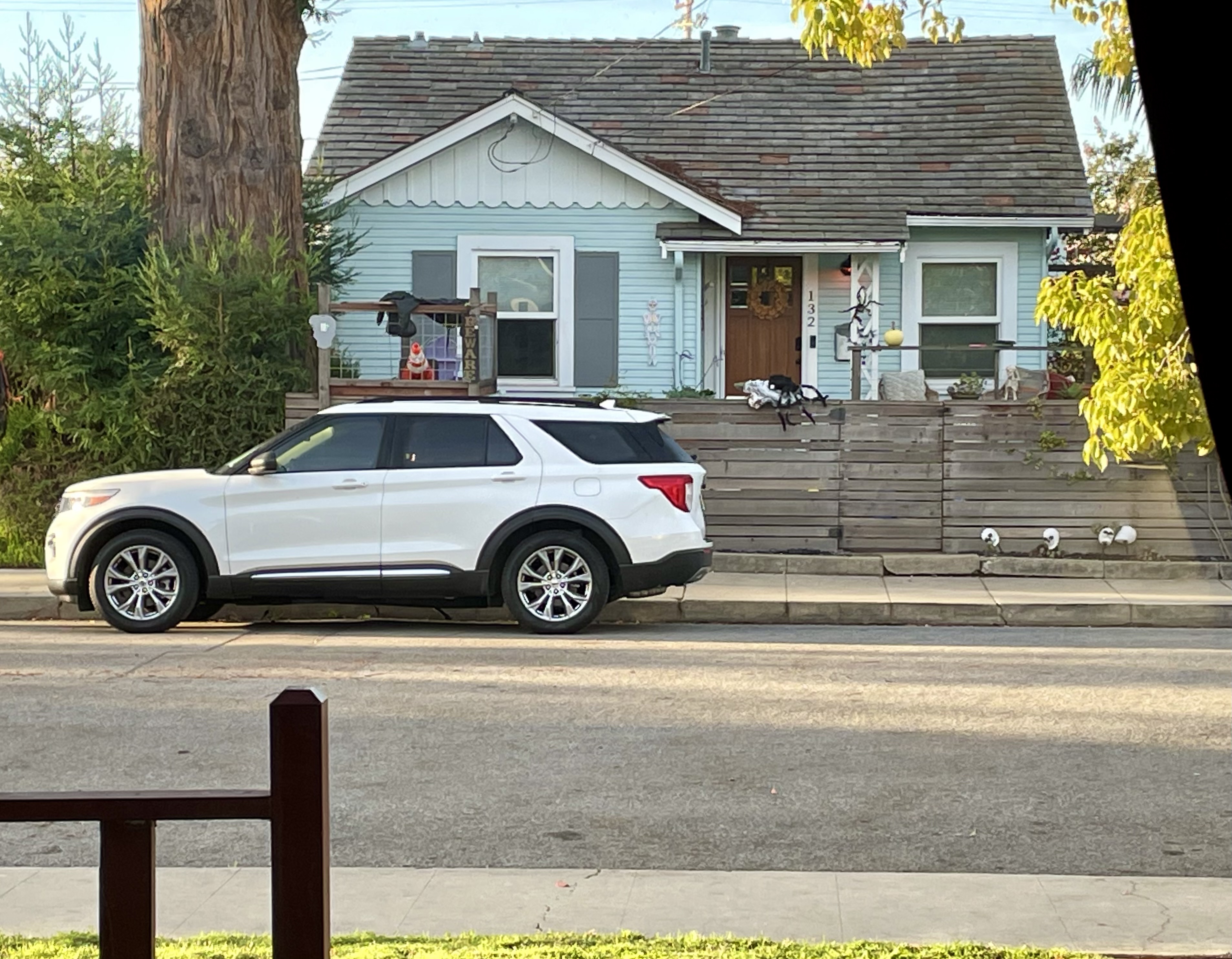 We Live In A Political World: #320 / Streets Without Cars