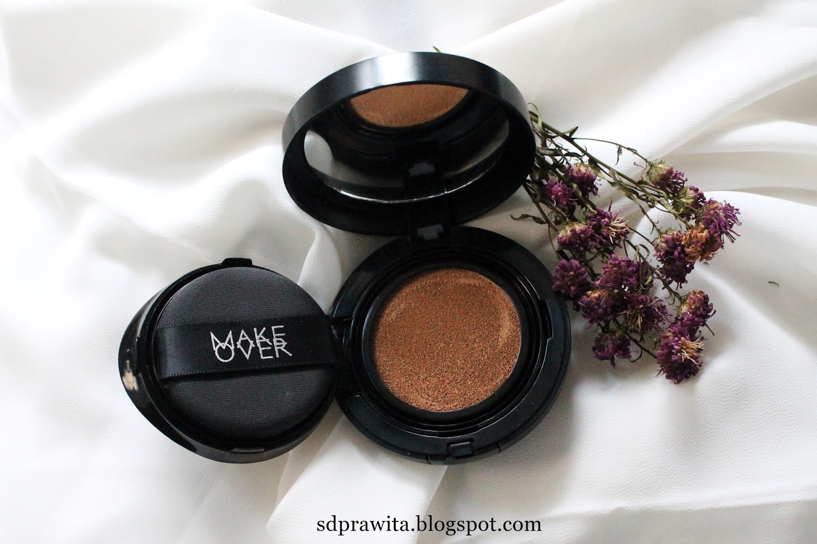 Review Make Over Powerstay Demi-Matte Cover Cushion: N30 Natural Beige ...