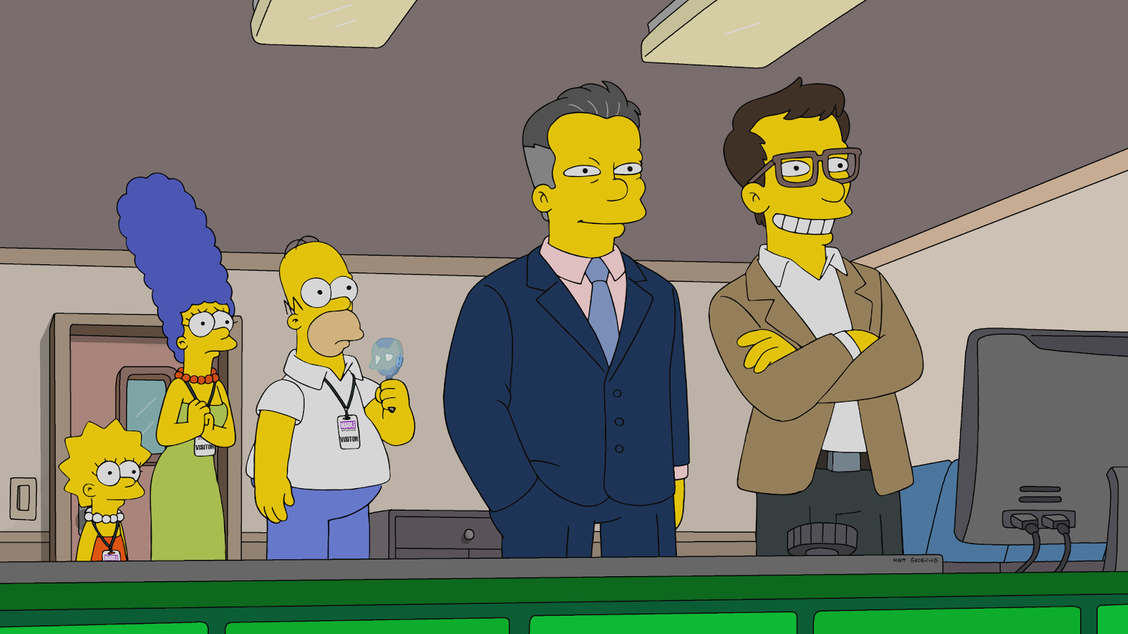SNEAK PEEK : "Avengers: Endgame" - "The Simpsons" - New Footage