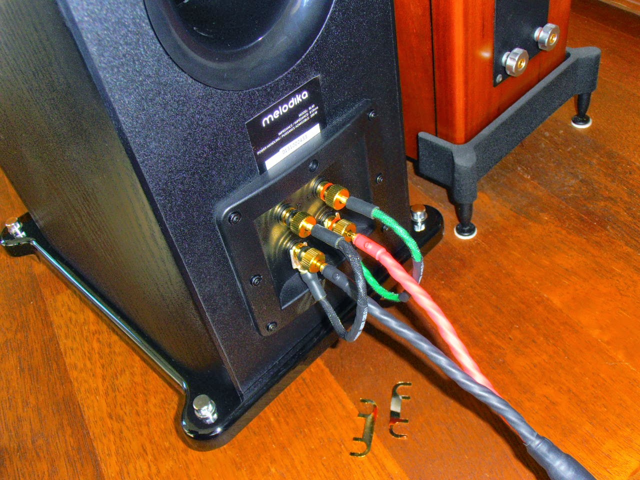 Stereo i Kolorowo - Underground: Kolumny Melodika Back in Black BL40