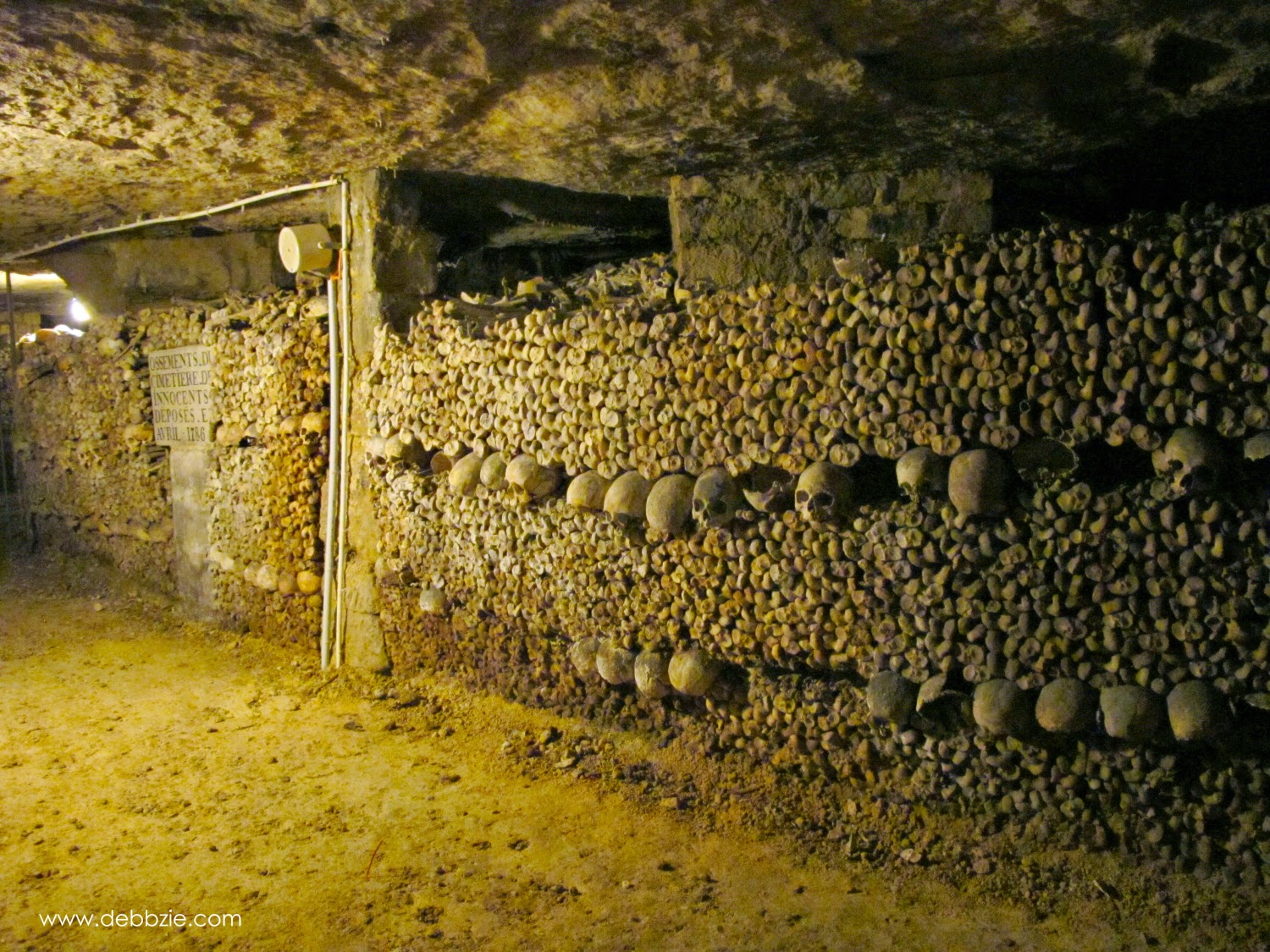 My Time Capsule: France: Catacombs of Paris - Life Under The City Of Lights