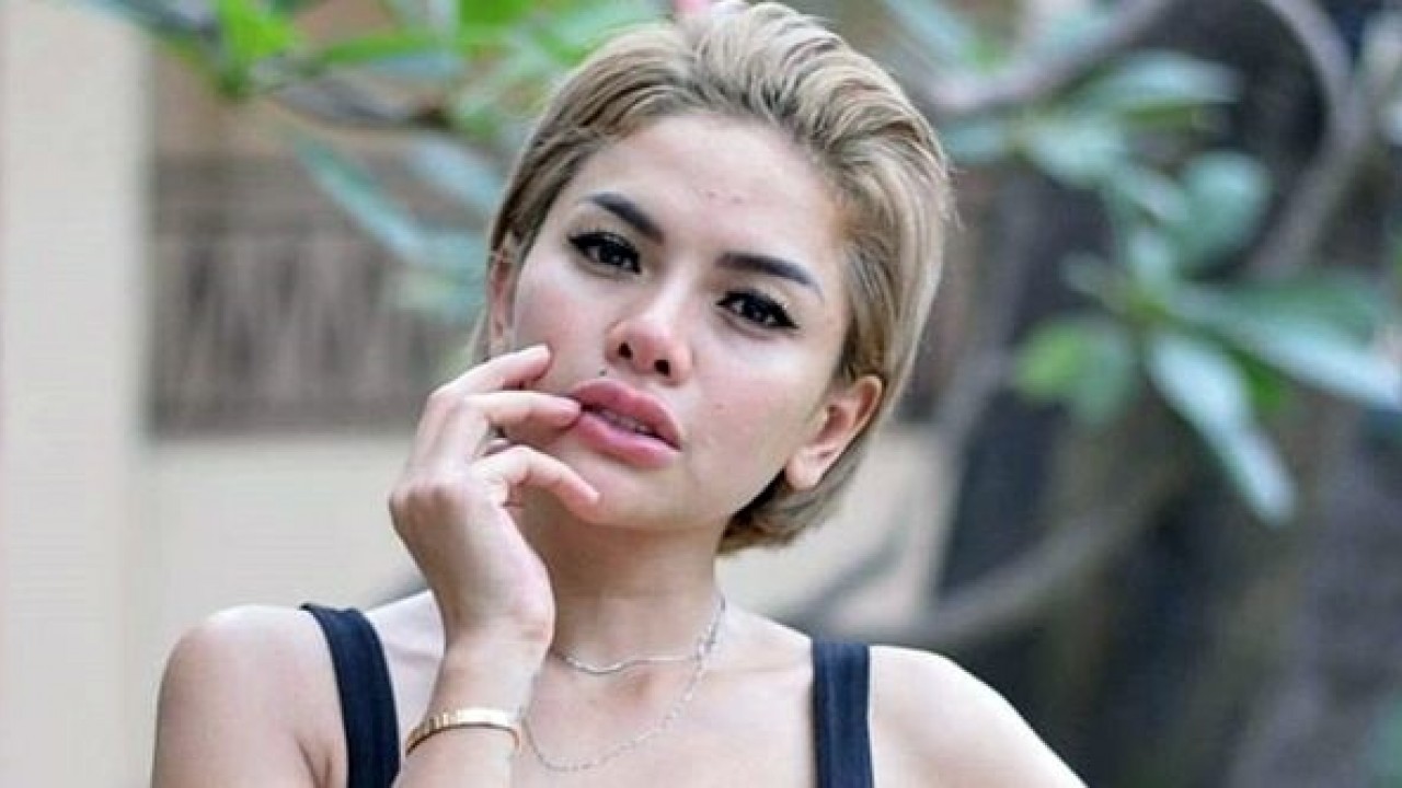 43 Foto Nikita Mirzani Terbaru Foto Artis Cantik