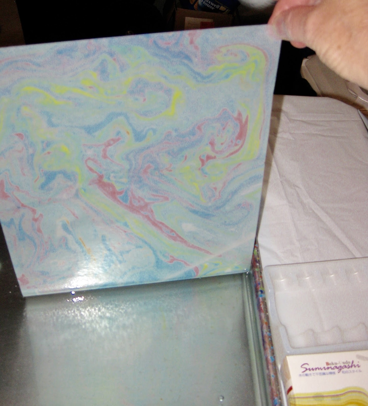 Art Craft Share: Marbling Suminagashi Style